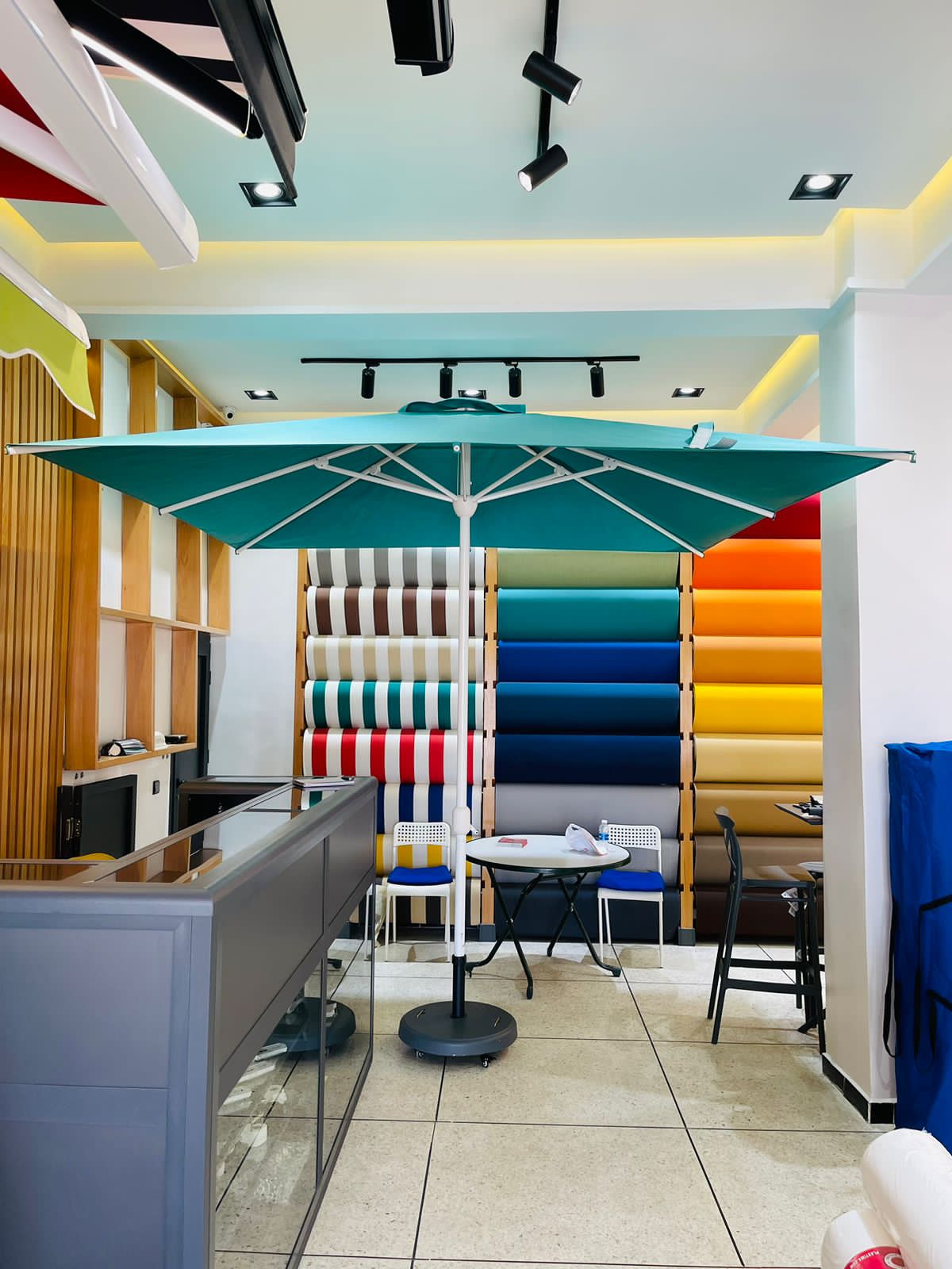 PARASOL DE TERRASSE AU MAROC - Sinobrella